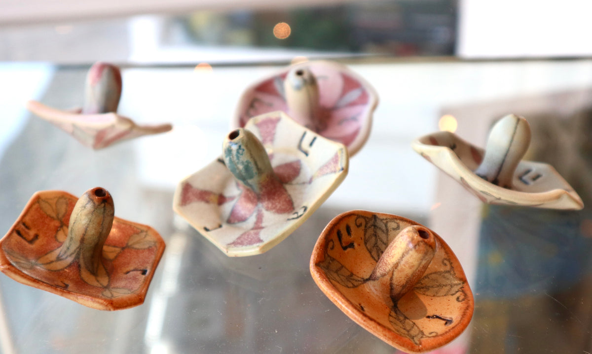 Handcrafted Ceramic Dreidels – Princeton University Art Museum Store